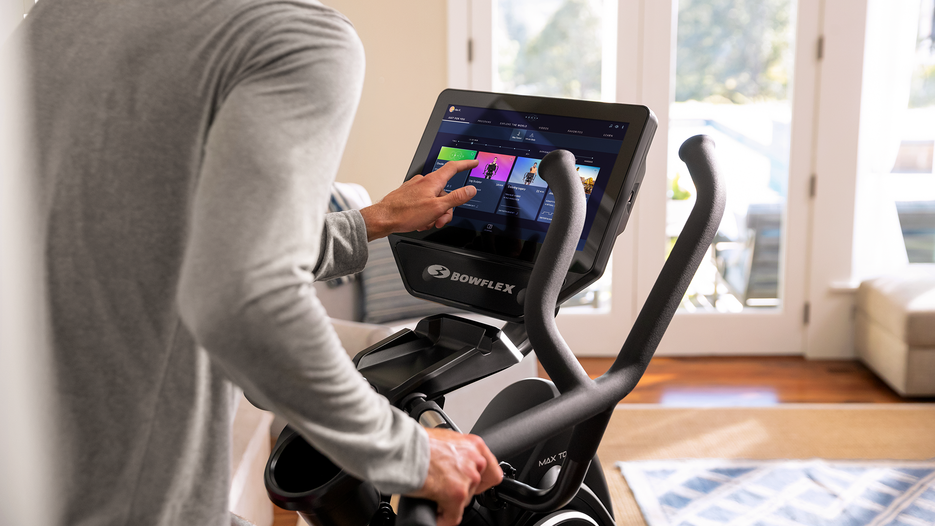 BowFlex Max Trainer M9